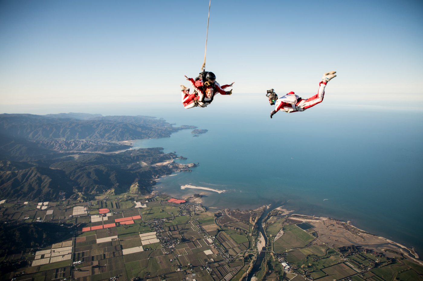 Skydive Abel Tasman - tandem skydiving in Motueka